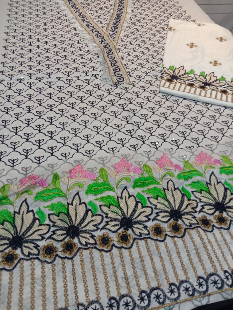 Kapray New Design LINEN 1101 for sale online in Lahore Pakistan.